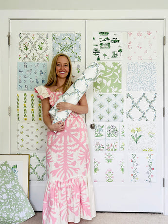 CONTACT – Evelyn Henson